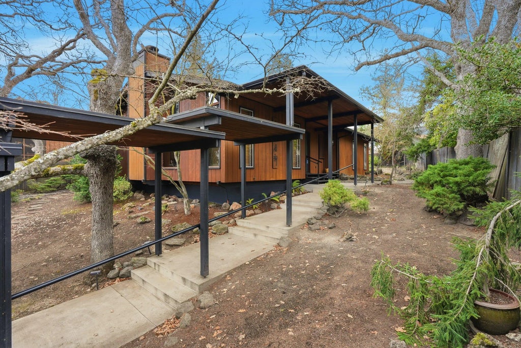 804 Acorn Circle, Ashland Property Listing: MLS® #220214363