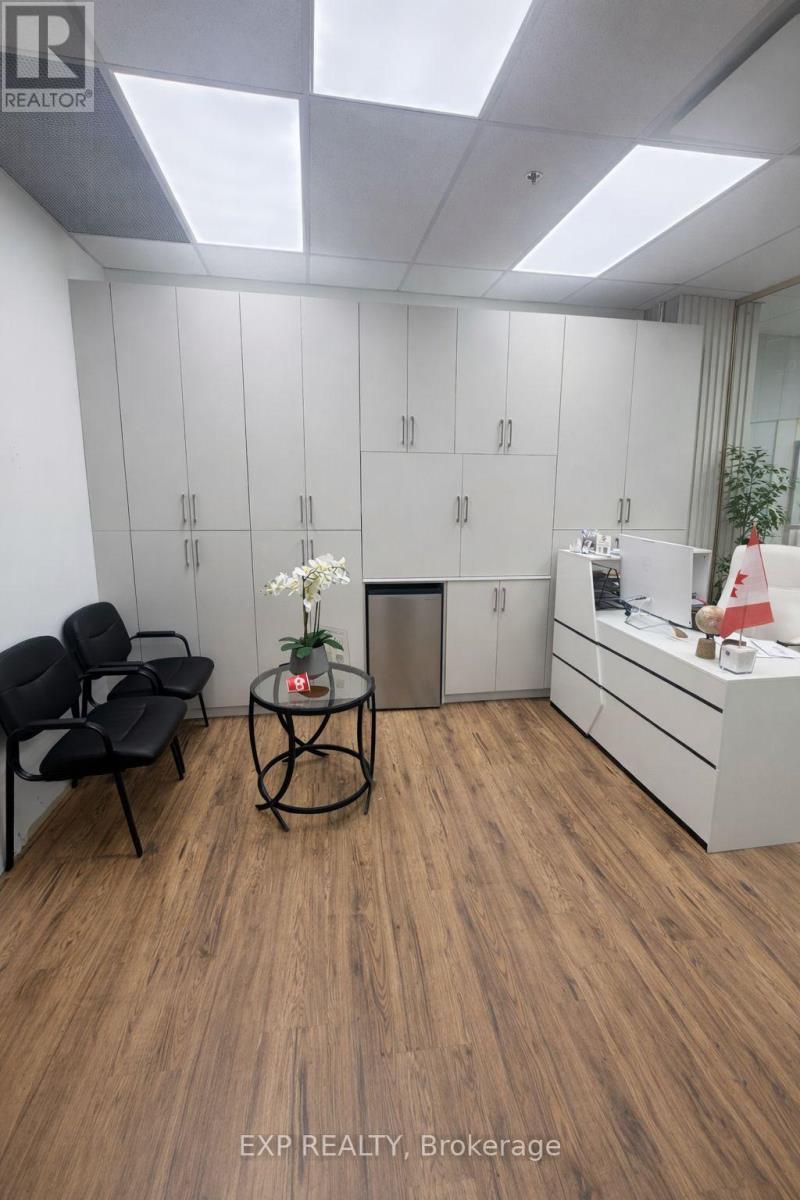 207, Office 5 - 7097 Yonge Street, Markham (grandview) Real Estate ...