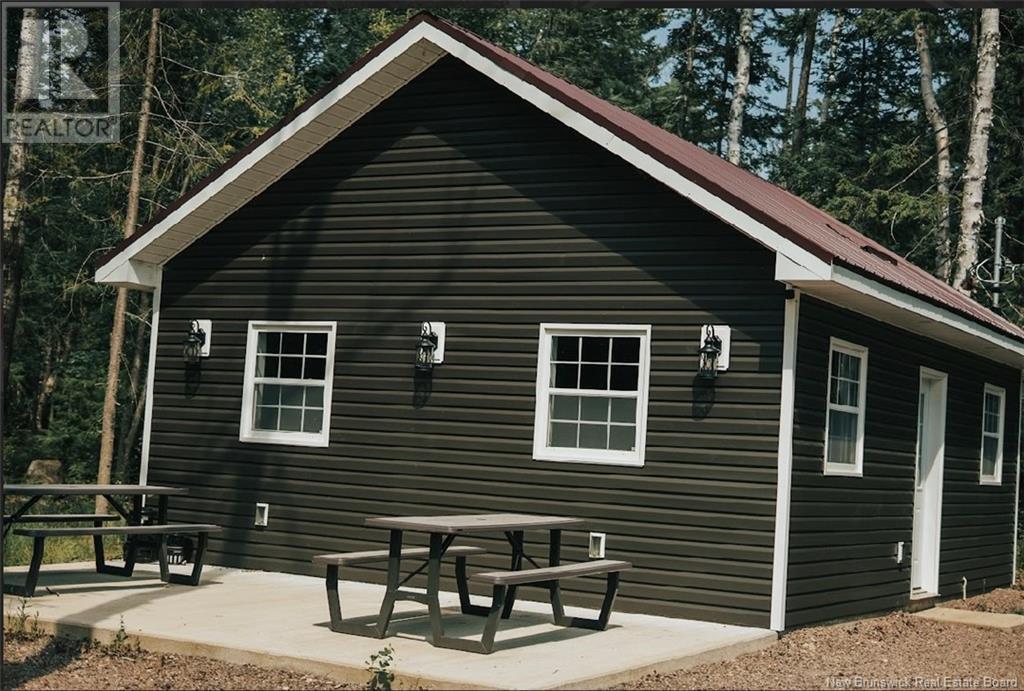 444 Cox Point Road, Cumberland Bay Property Listing: MLS® #NB118495