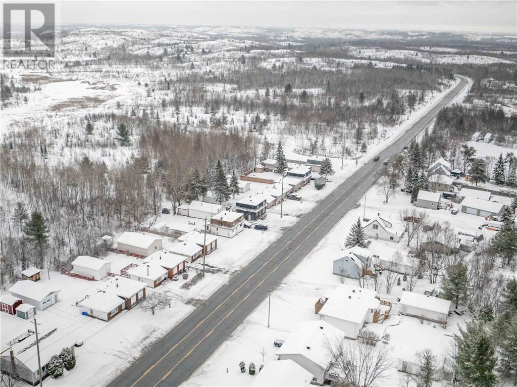 188 Garson Coniston Road, Garson Property Listing: MLS® #2120397