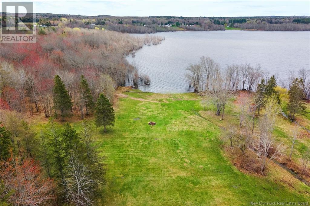 1520 Cox Point Road, Cumberland Bay Property Listing: MLS® #NB118131