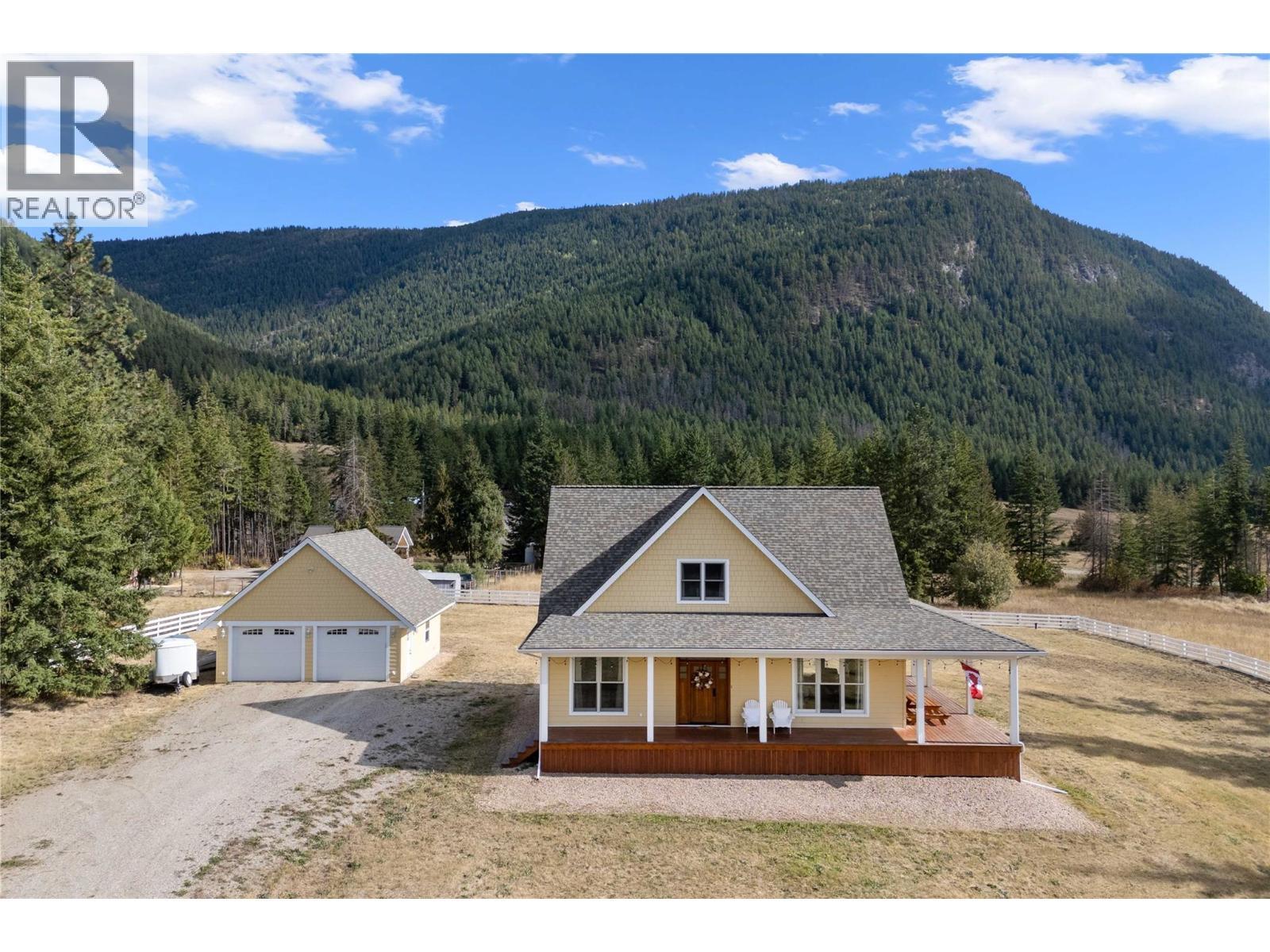 3446 Roberge Road, Tappen Property Listing: MLS® #10364972