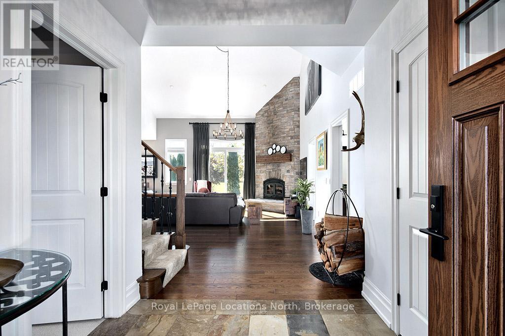 138 Rankin's Crescent, Blue Mountains Property Listing: MLS® #X12487771