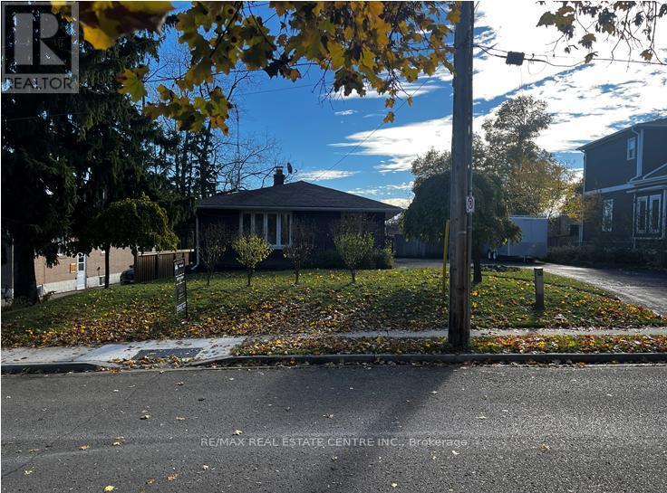 260 Sydney Street, Milton (om Old Milton) Real Estate Listing: MLS® # ...