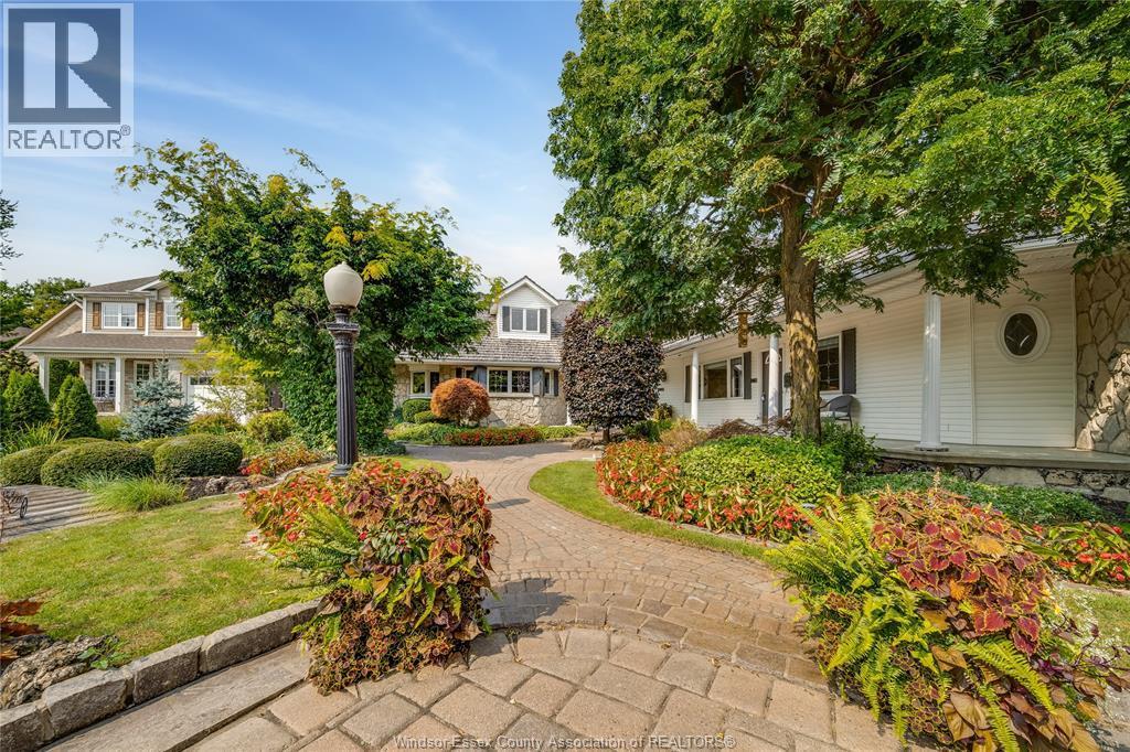 13018 Riverside Drive, Tecumseh Real Estate Listing: MLS® #26000156