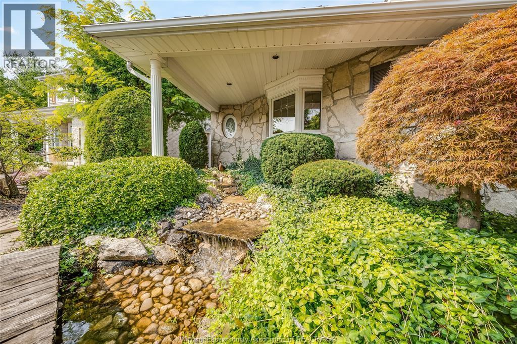 13018 Riverside Drive, Tecumseh Real Estate Listing: MLS® #26000156