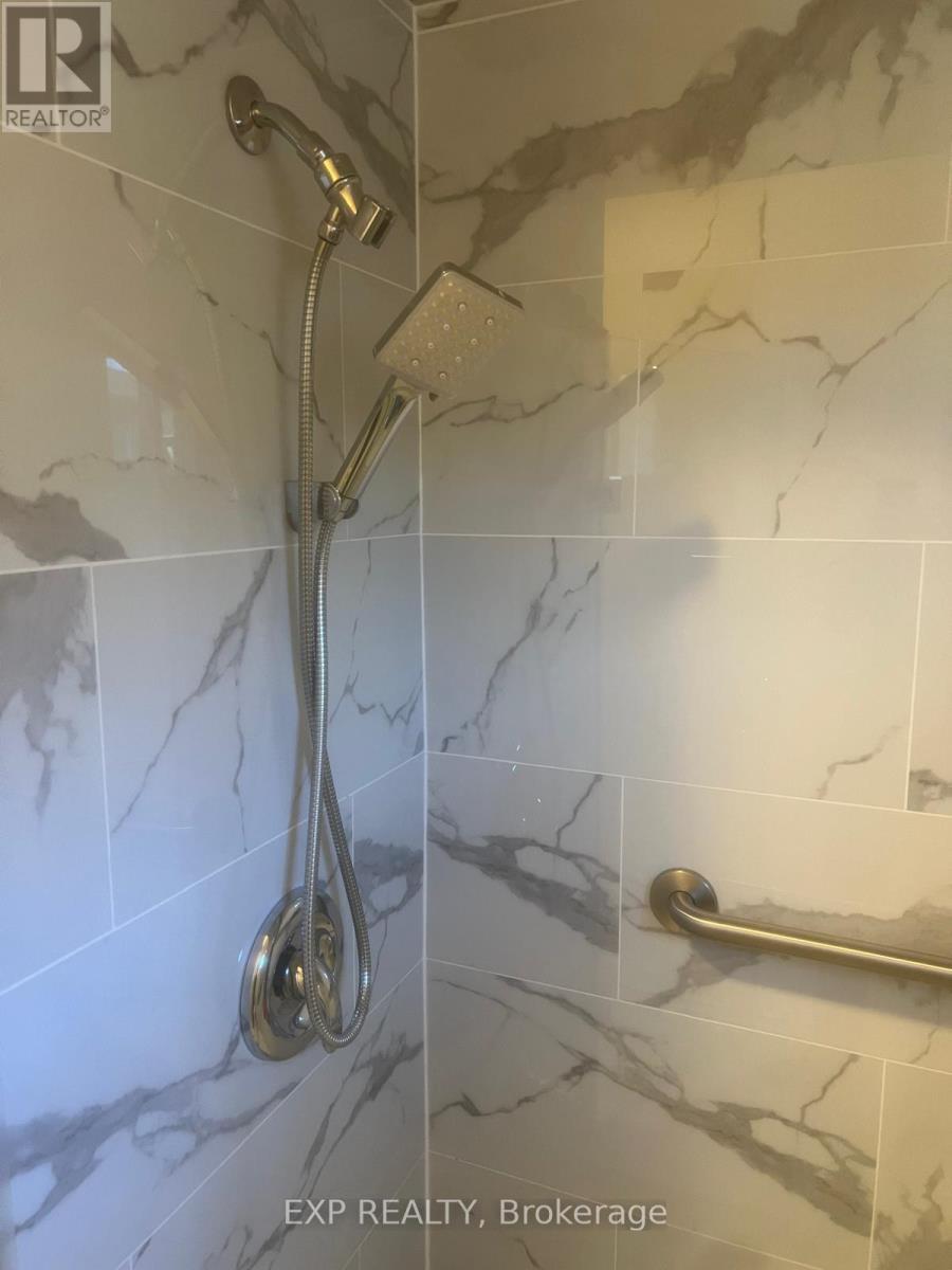 1 - 14 Griffiths Drive, Ajax (central West) Real Estate Listing: MLS® # ...