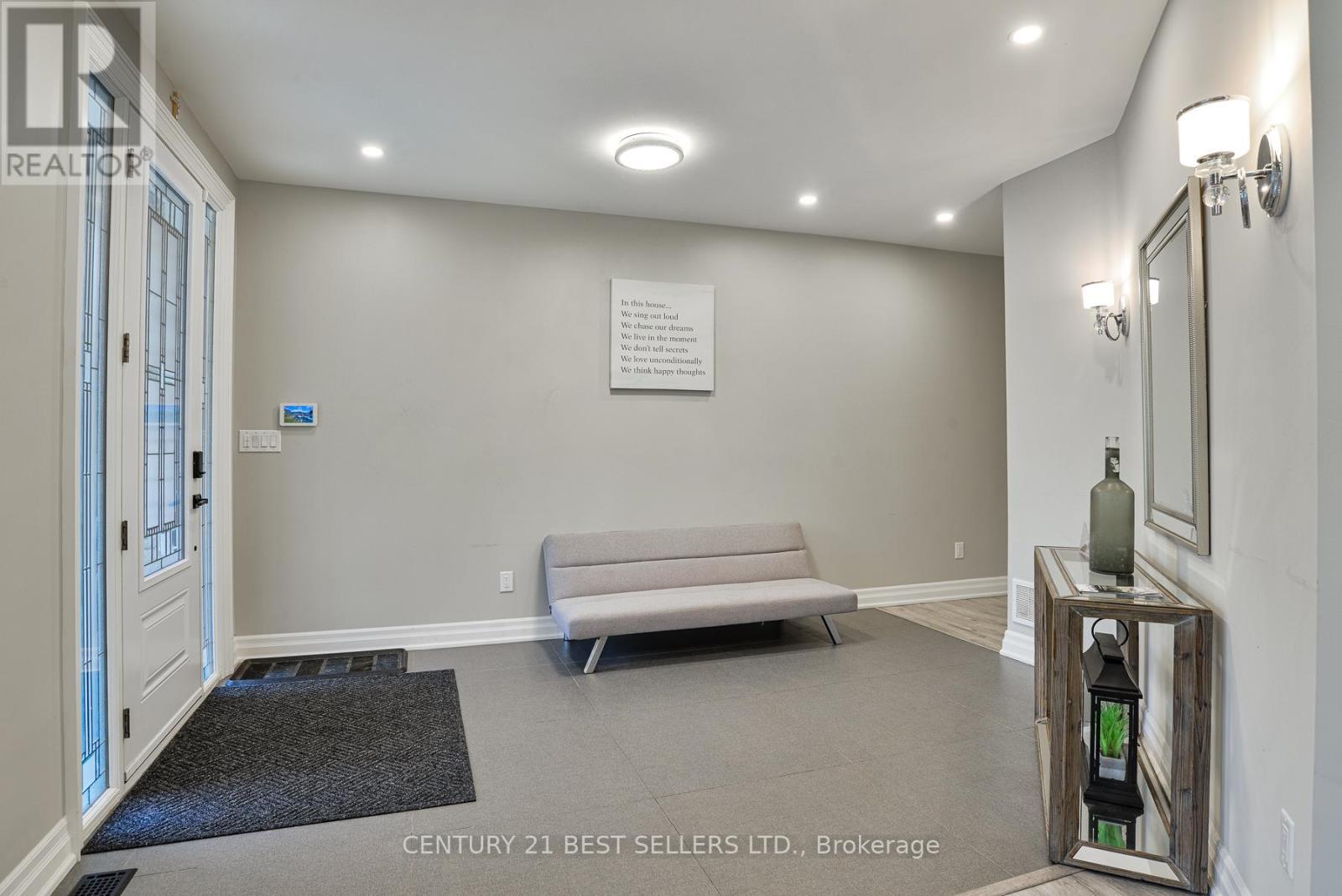 181 Anglo Street, Bracebridge (macaulay) Real Estate Listing: MLS® # ...