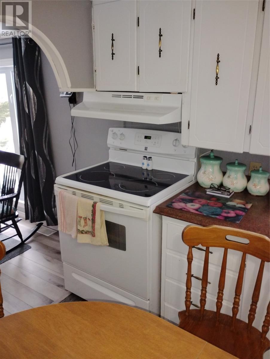 18 Parkview Road, Parkview | For Sale: $139000 | Larry Hann