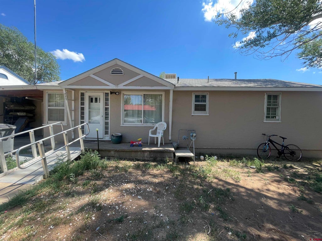 777 Stratton Drive, Cortez Property Listing: MLS® #826849