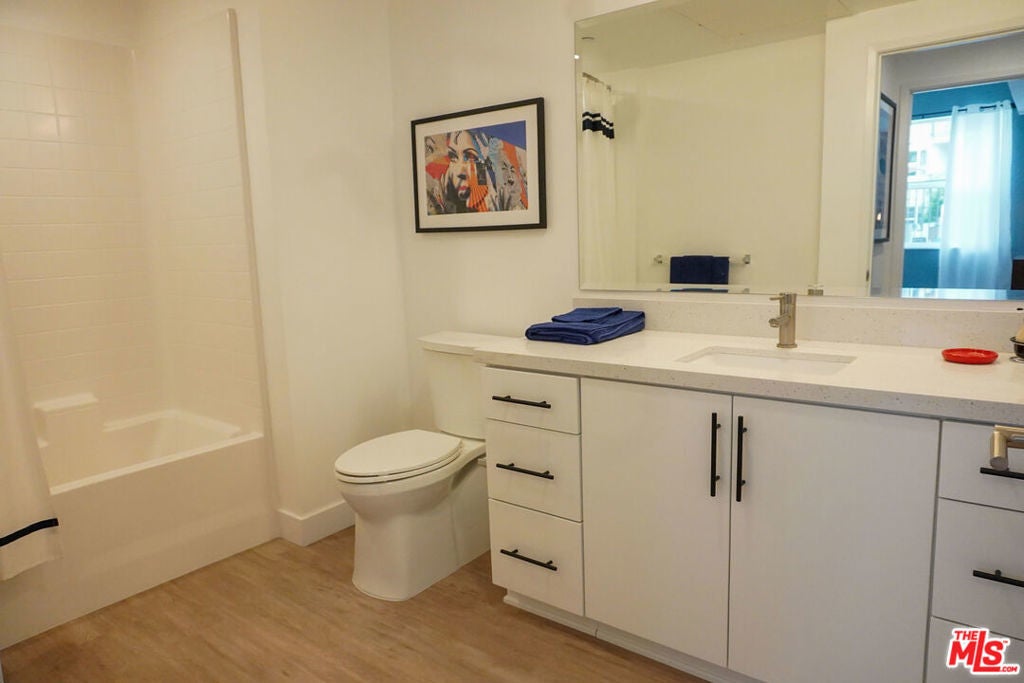 10568 Promenade Gateway # 520, El Monte Property Listing: MLS® #24451897