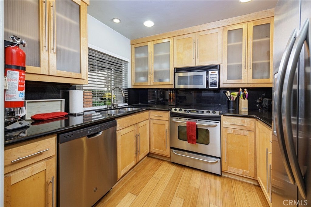 48 Corniche Drive # A, Dana Point Property Listing: MLS® #LG25019492