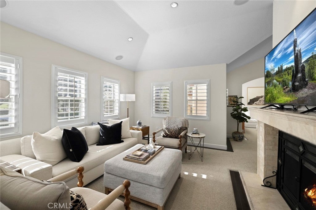 4 Firenze Court, Newport Coast Property Listing: MLS® #NP25275551