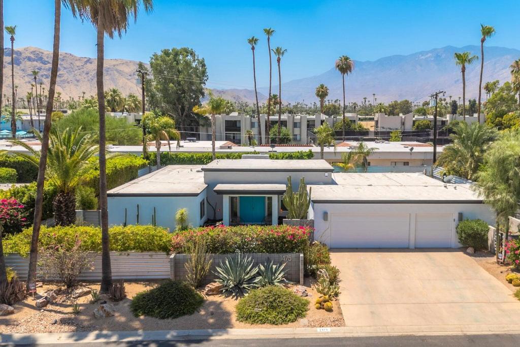 1475 Palm Tree Drive, Palm Springs Property Listing: MLS® #219120747PS