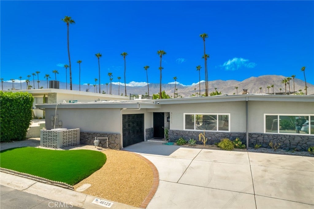 46125 Burroweed Ln., Palm Desert Property Listing: MLS® #OC25068795
