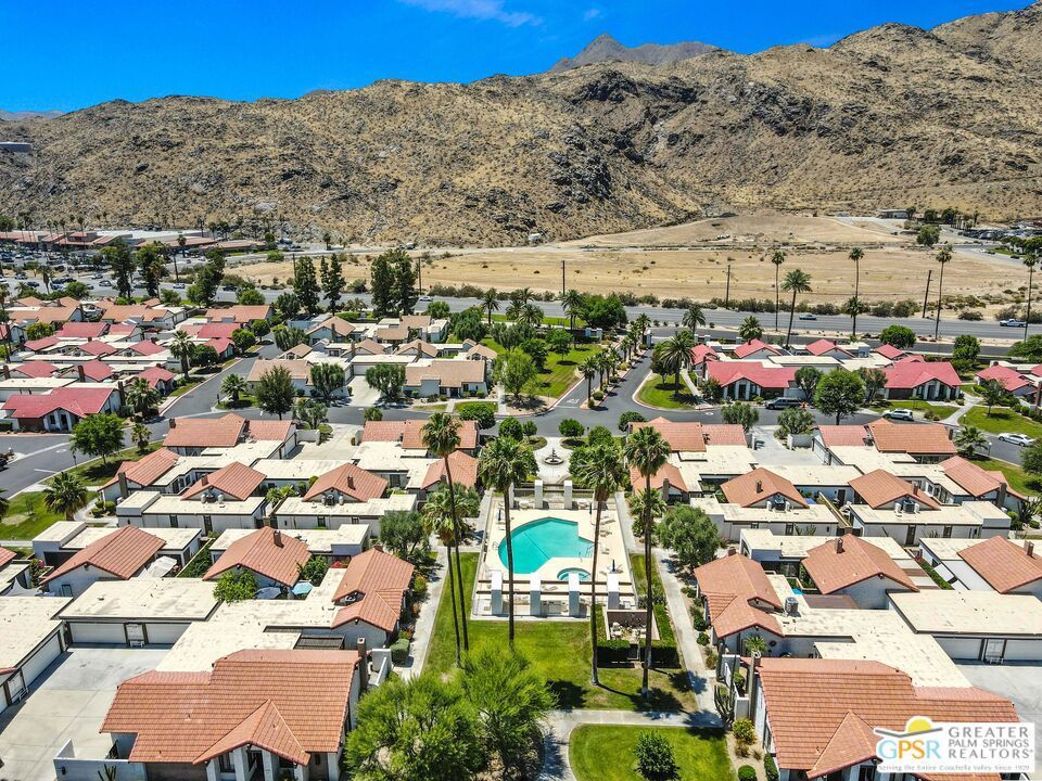 2355 Gene Autry Trail # E, Palm Springs Property Listing: MLS® #25538683PS