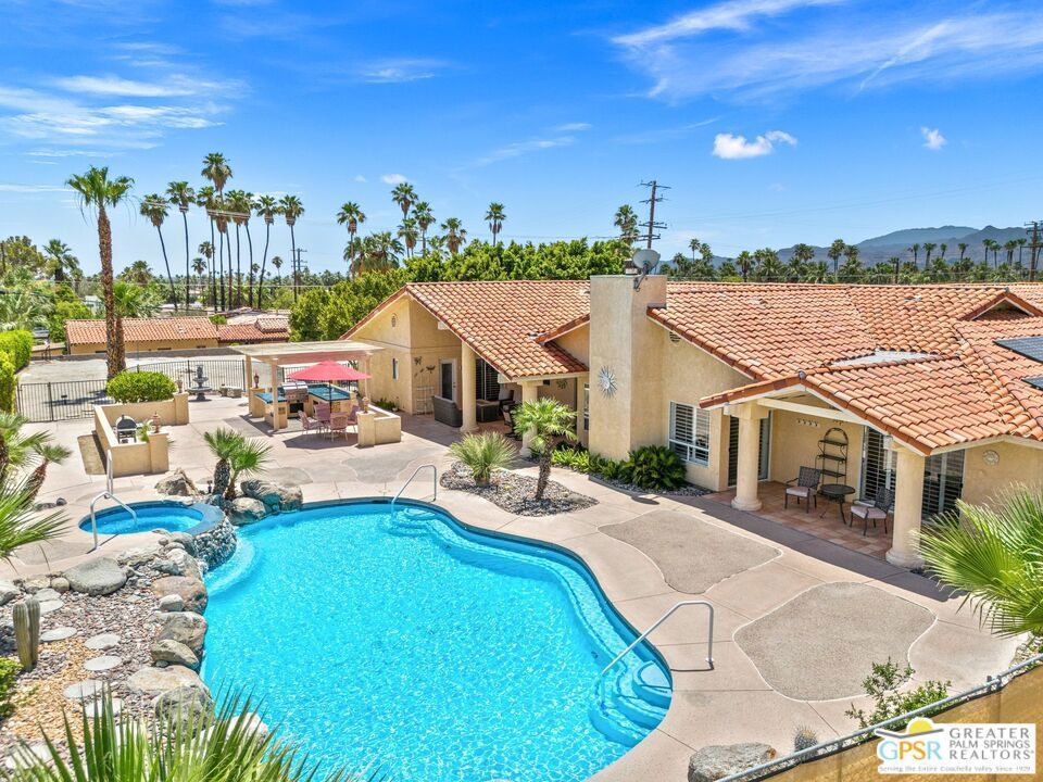 600 W Via Escuela, Palm Springs Property Listing: MLS® #25556281PS