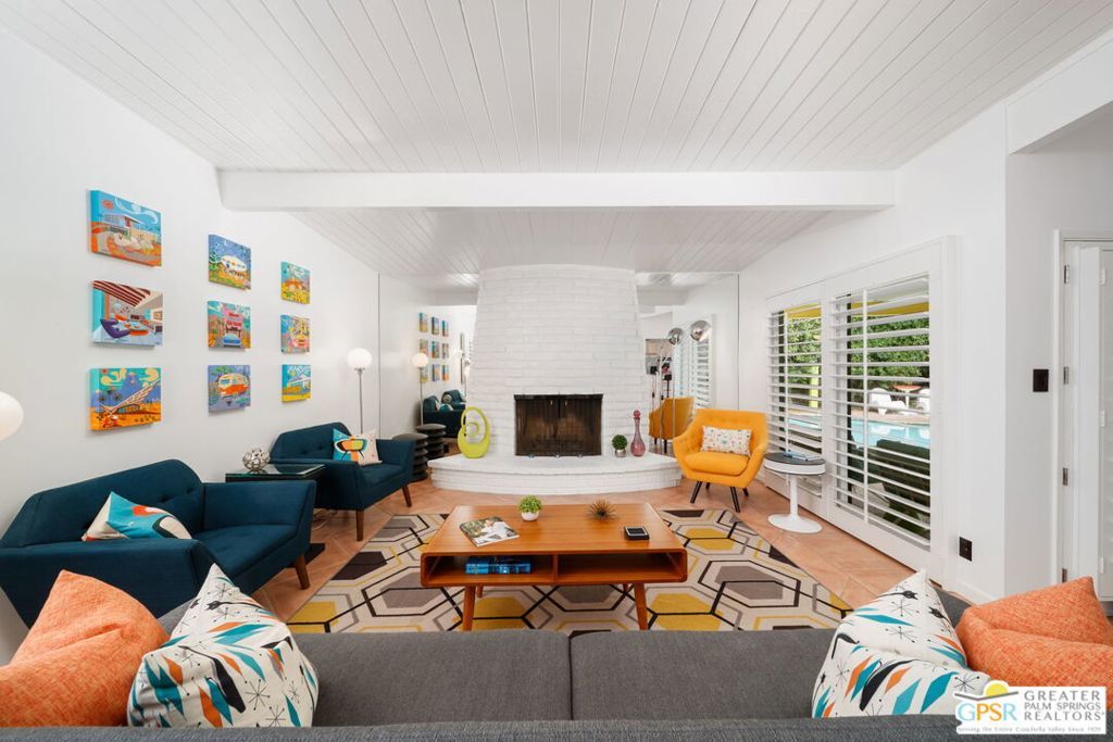 695 N Monterey Road, Palm Springs Property Listing: MLS® #25583653PS