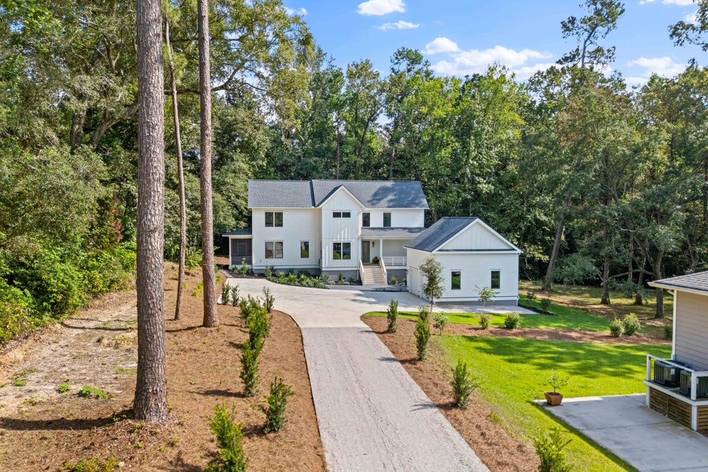 215 Marion Avenue, Summerville: #26001347