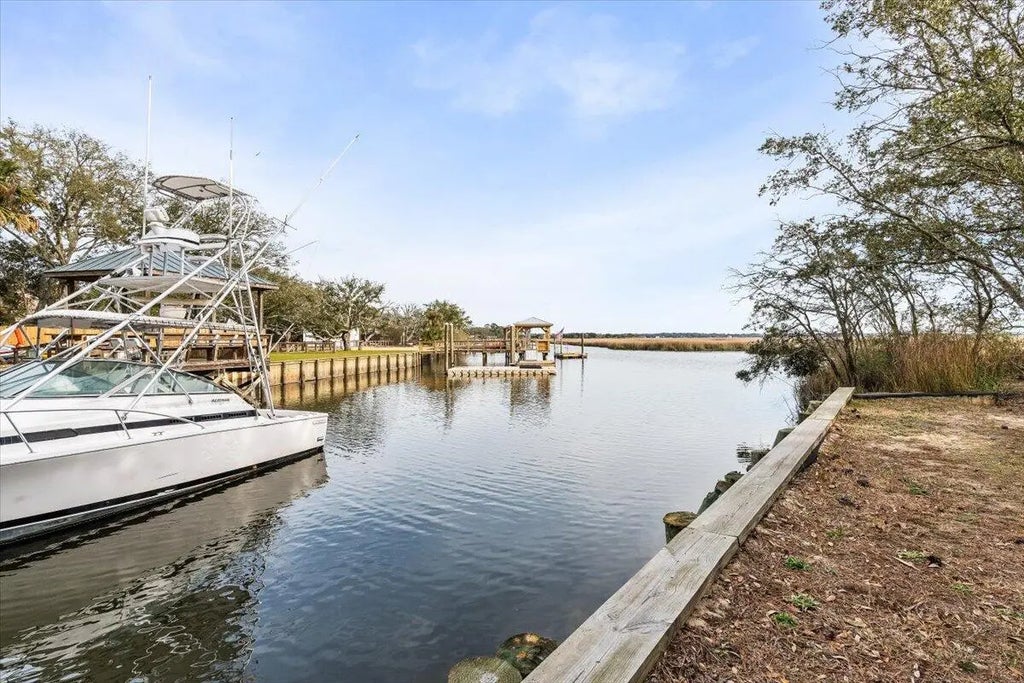 101 River Breeze Drive, Charleston: #26002890