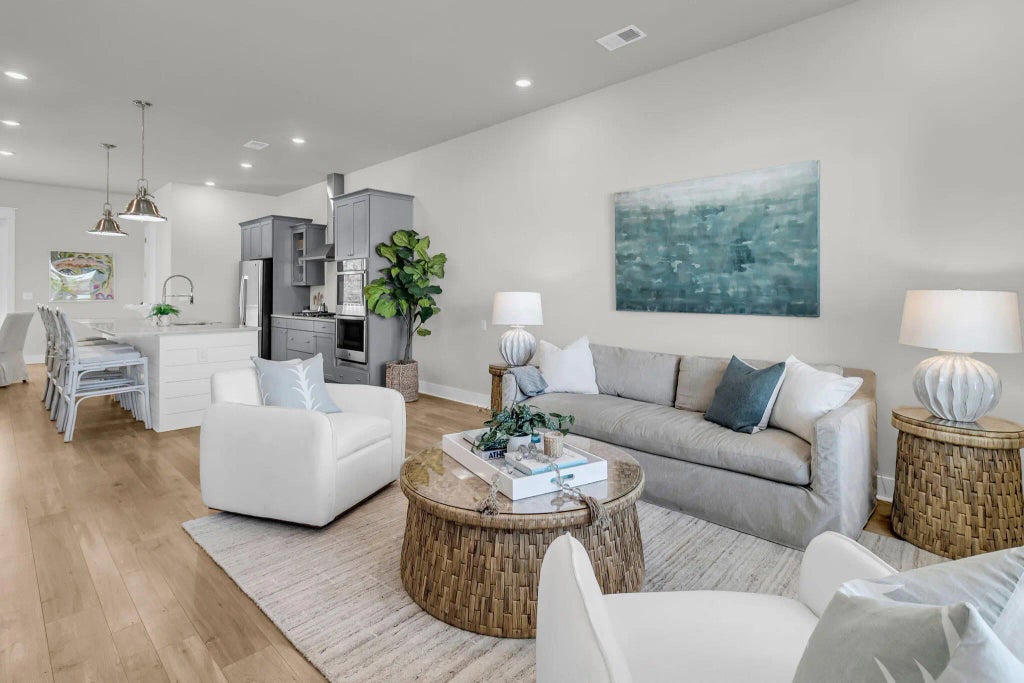 812 Kings Oak Court 2, Charleston: #26001194