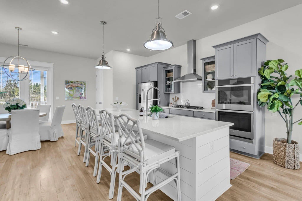 812 Kings Oak Court 2, Charleston: #26001194