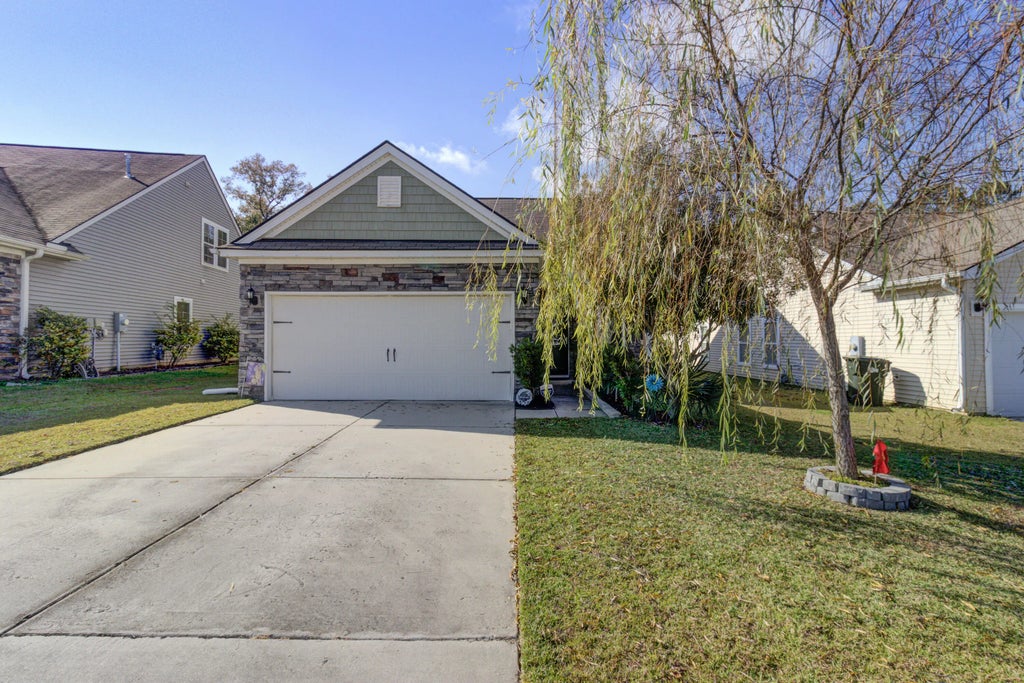 126 Chaste Tree Circle, Goose Creek: #26001430