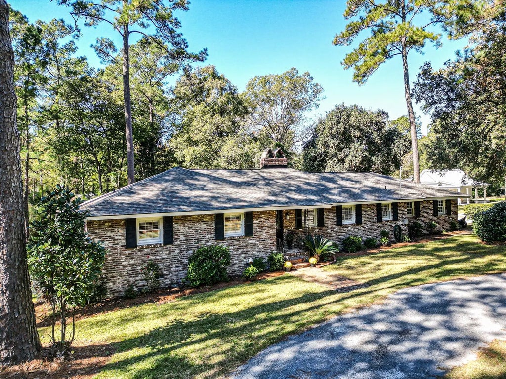 110 Carroll Court, Summerville: #26000823