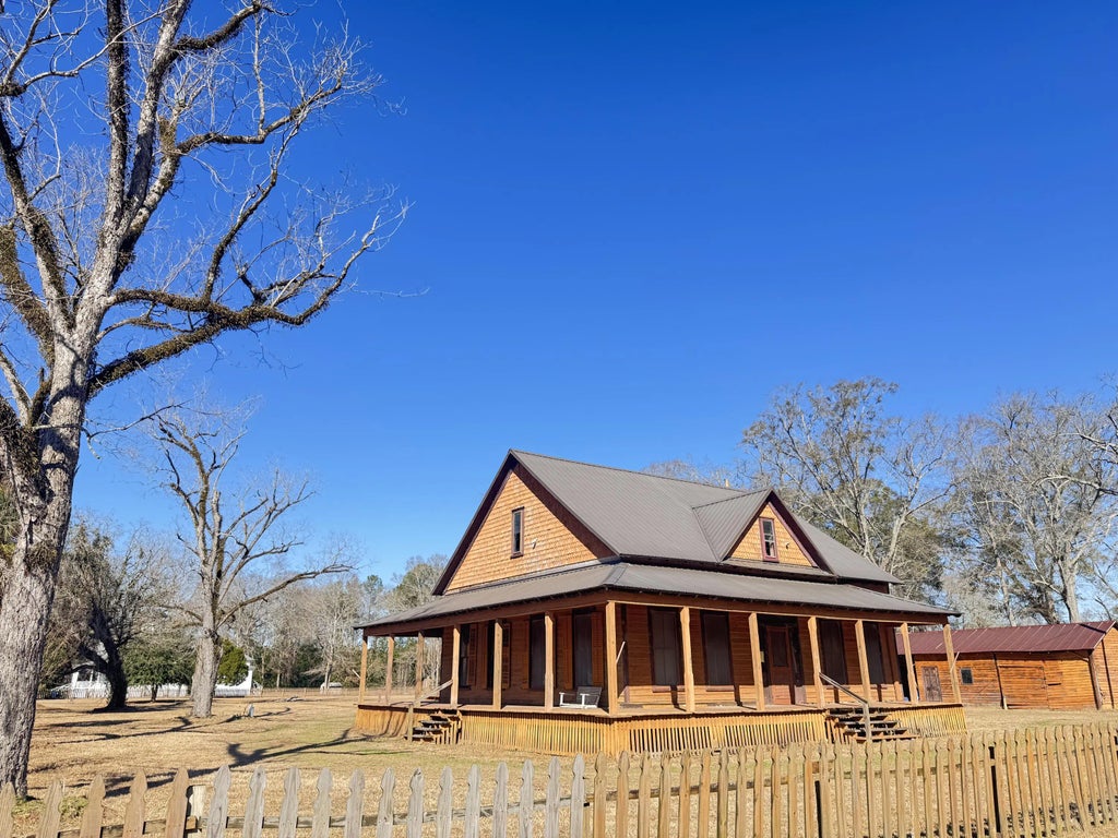 4233 Mt. Nebo Road, Lodge: #26001779