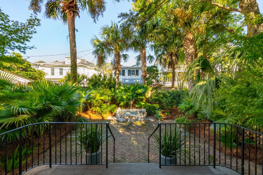 14 1/2 Murray Boulevard, Charleston: #26001148