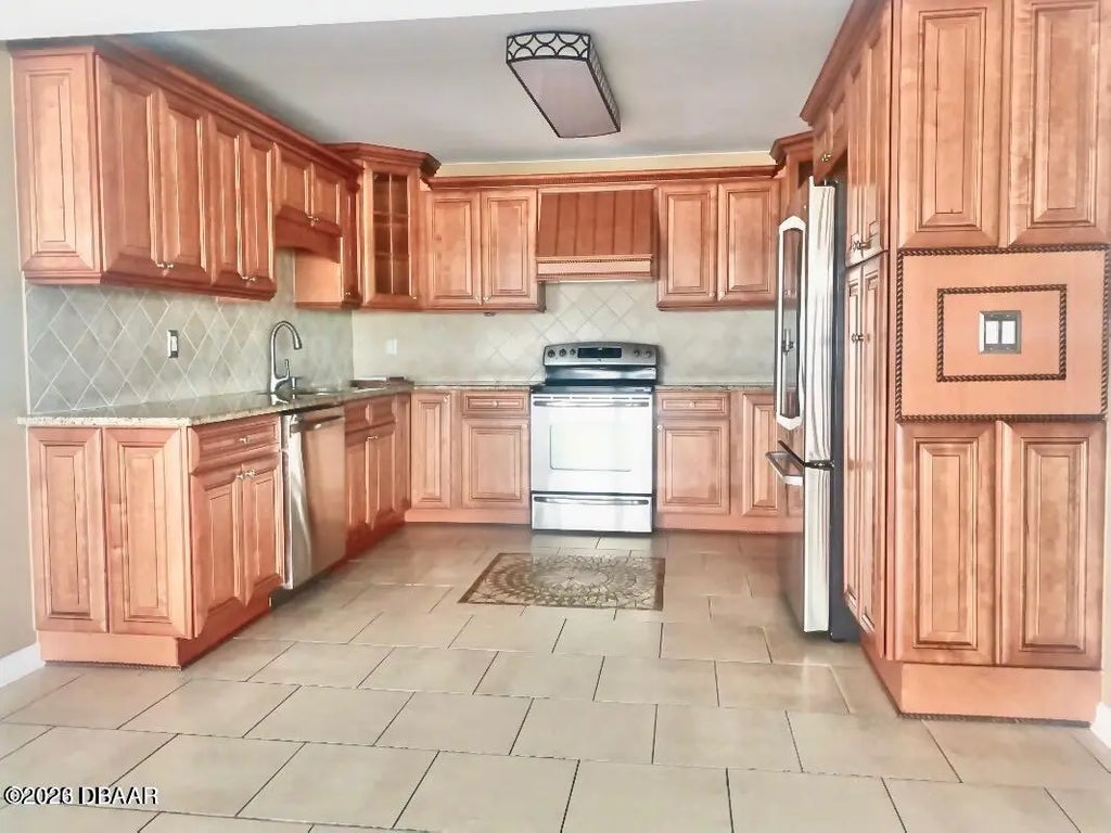 2900 Atlantic Avenue, Daytona Beach Property Listing: MLS® #1221294