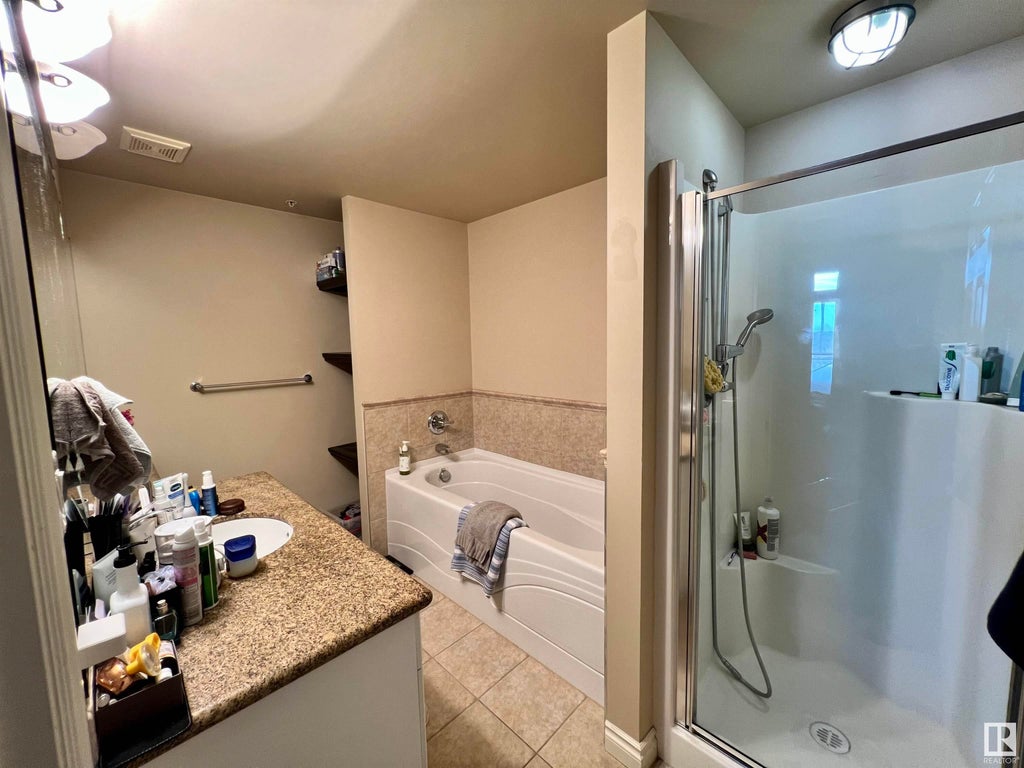 # 306 9020 Jasper Avenue Nw, Edmonton Property Listing: MLS® #E4368527