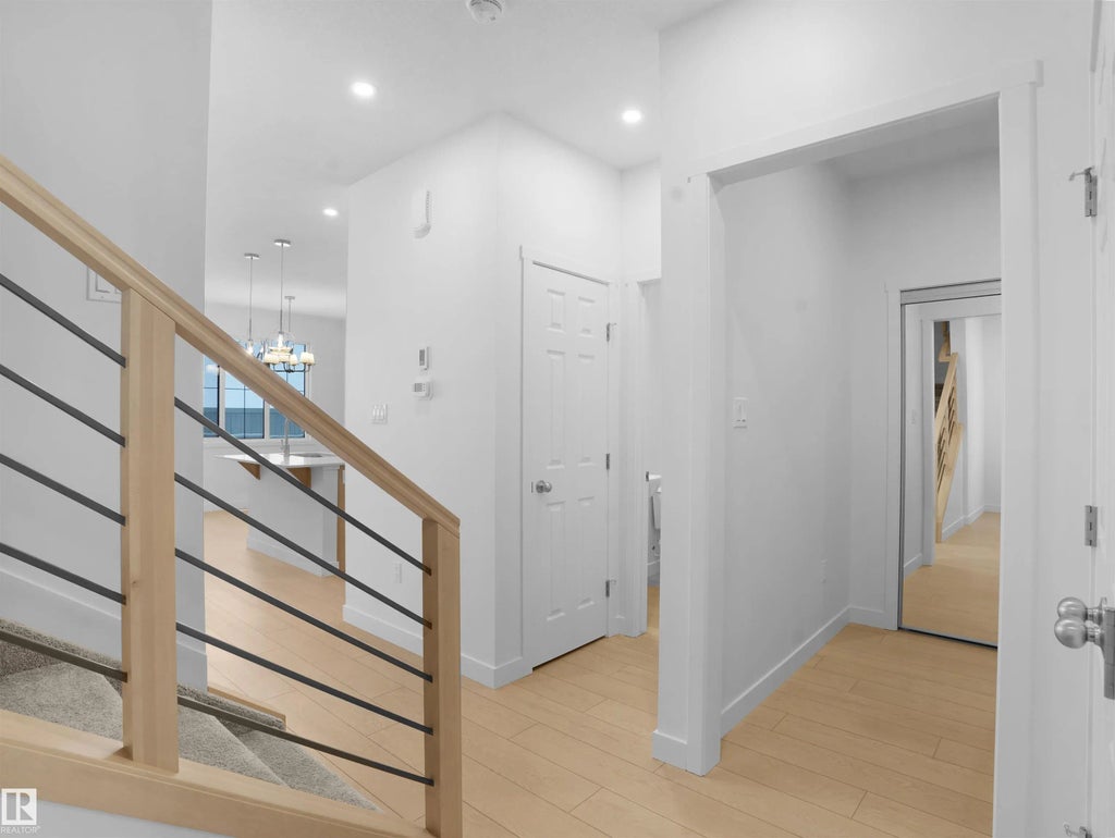 9730 Carson Place, Edmonton Property Listing: MLS® #E4468808