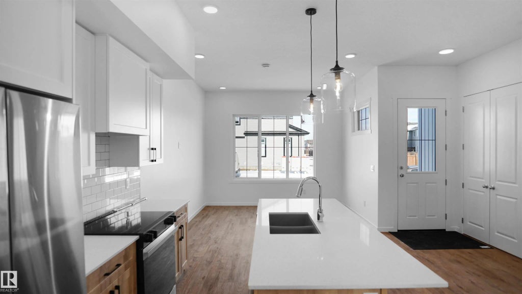 20605 42 Avenue, Edmonton Property Listing: MLS® #E4468780