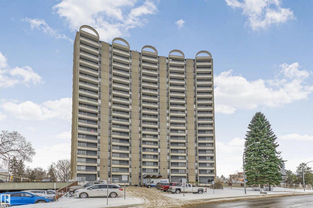 Southwest Edmonton Homes for Sale | Liv Real Estate