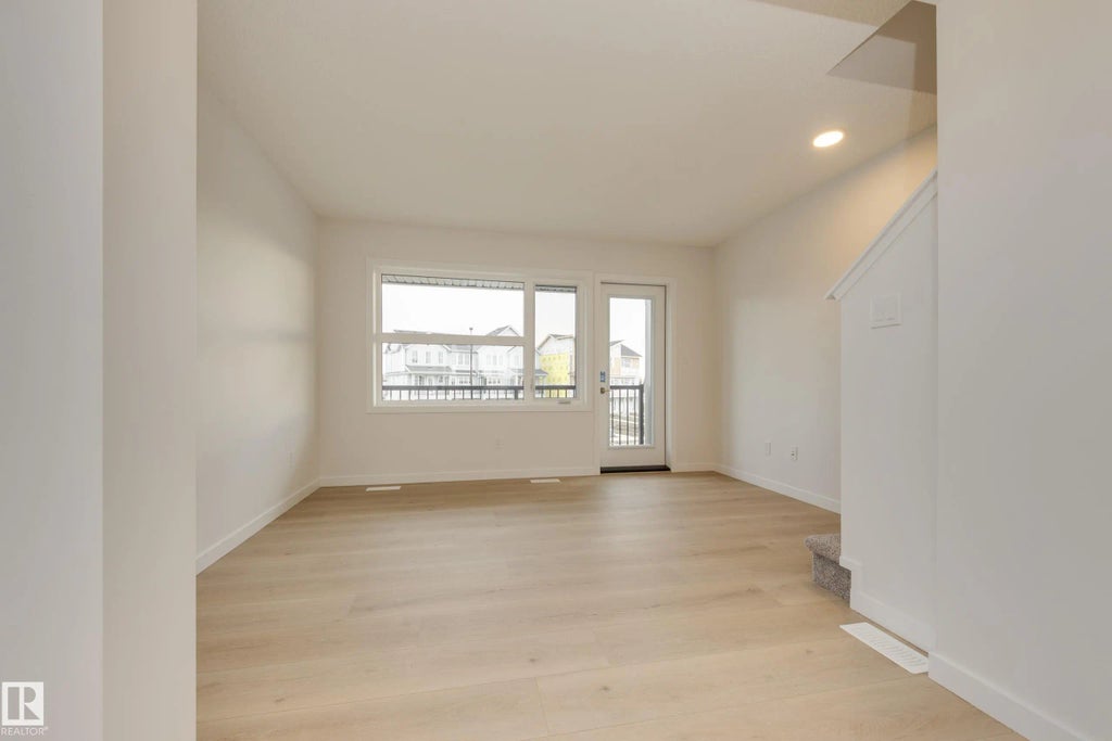 17232 4 Street Nw, Edmonton Property Listing: MLS® #E4468700