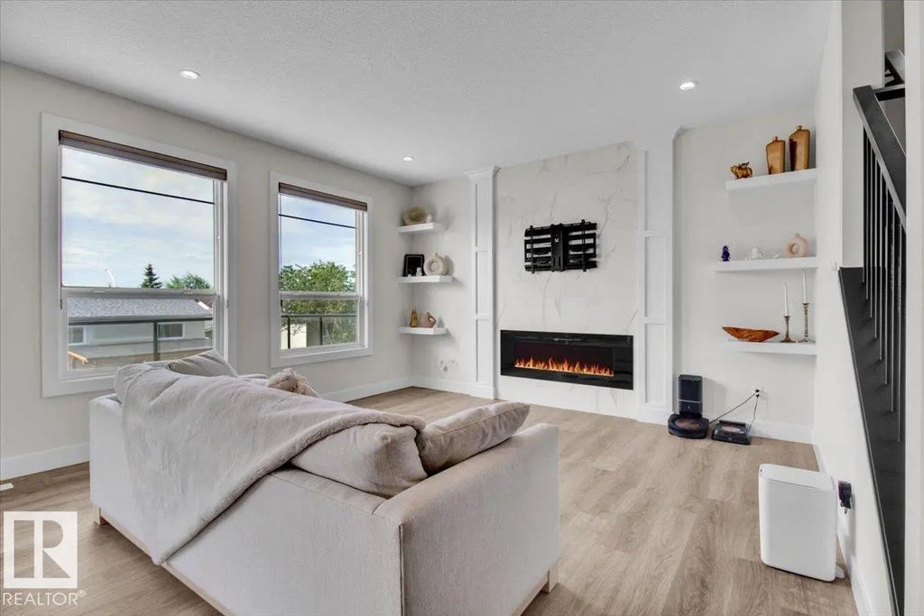 9327 181 Avenue Nw, Edmonton Property Listing: MLS® #E4449934