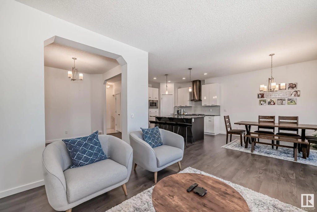 6035 Rosenthal Way Nw, Edmonton Property Listing: MLS® #E4443473