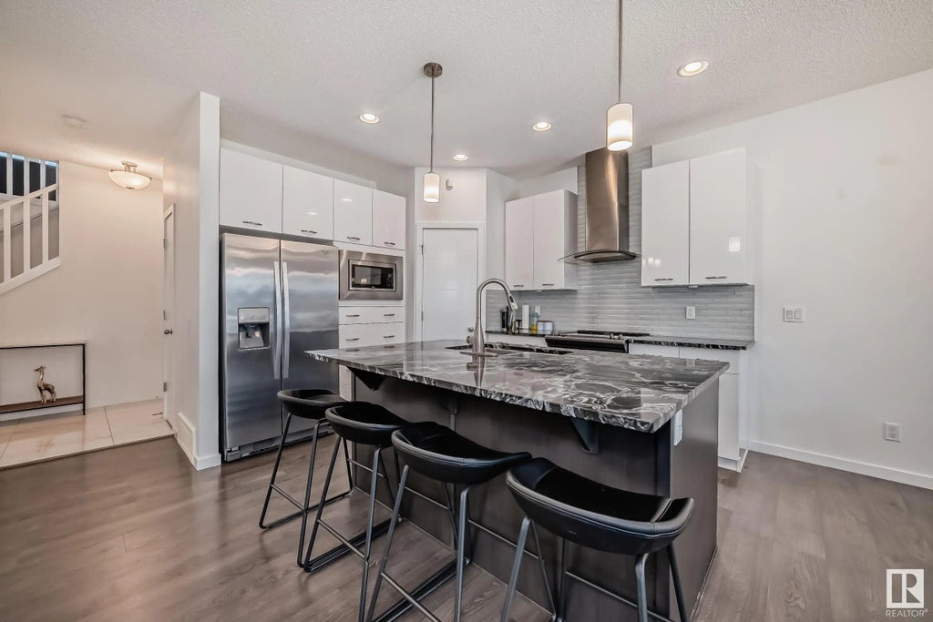 6035 Rosenthal Way Nw, Edmonton Property Listing: MLS® #E4443473