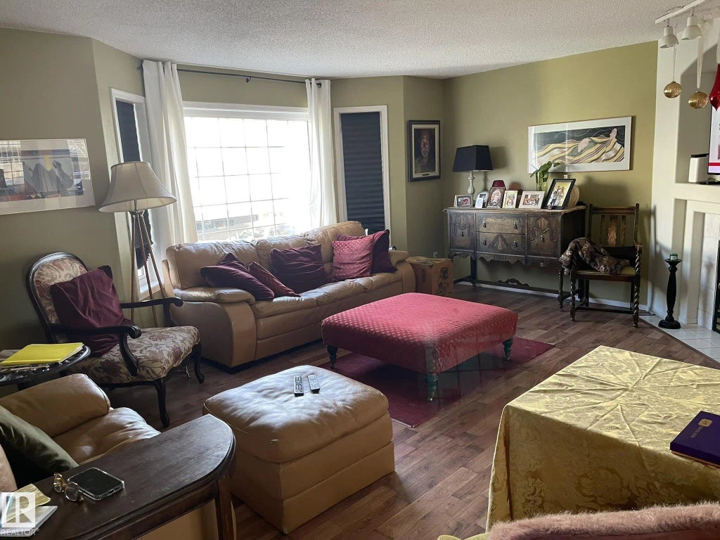 2 1295 Carter Crest Road, Edmonton Property Listing: MLS® #E4470573