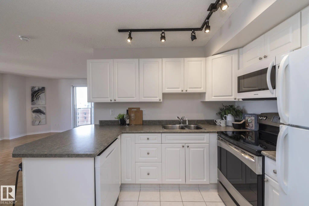 801 10909 103 Avenue, Edmonton Property Listing: MLS® #E4468756