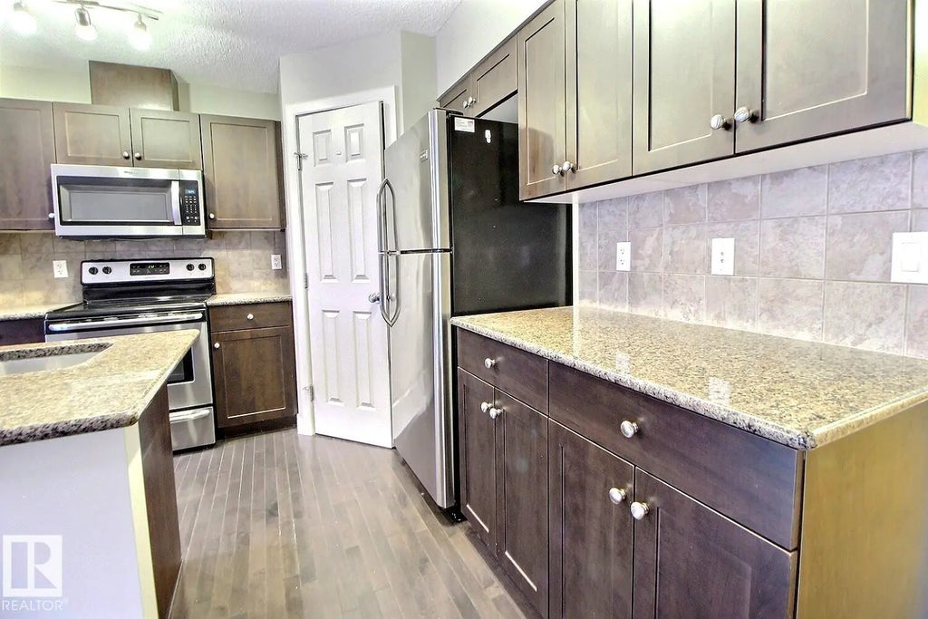 6 8602 Southfort Boulevard, Fort Saskatchewan Property Listing: MLS® # ...