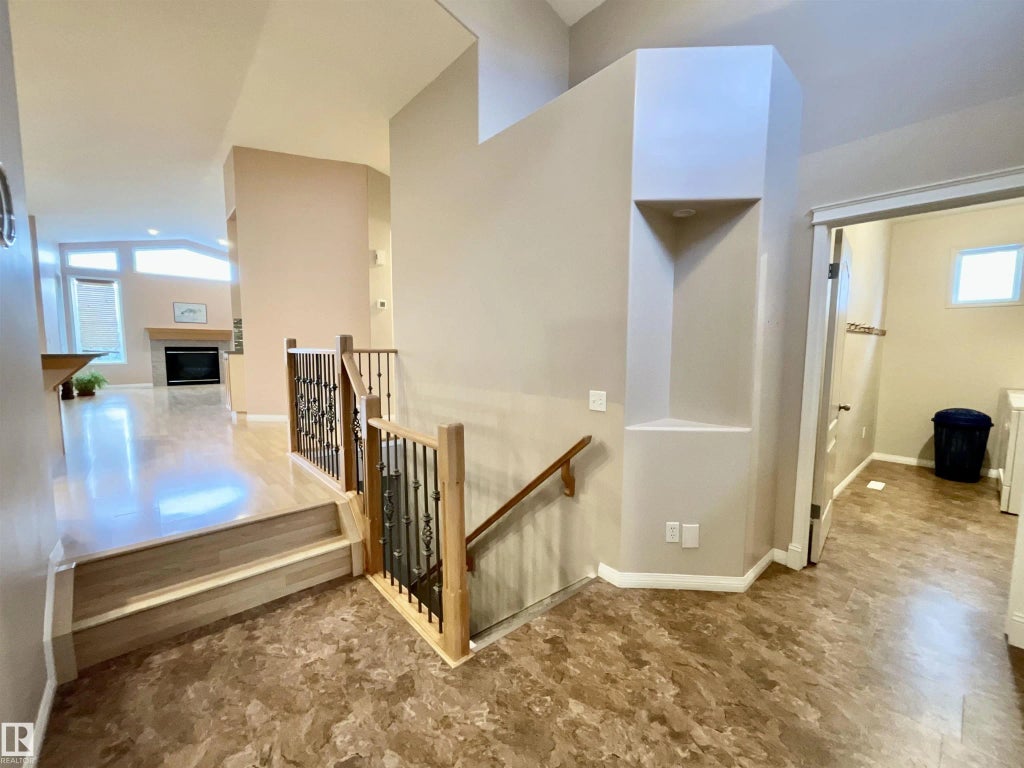 1248 Ormsby Lane Nw, Edmonton Property Listing: MLS® #E4466067