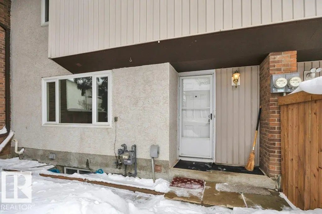 11 14215 82 Street Nw, Edmonton Property Listing: MLS® #E4468861