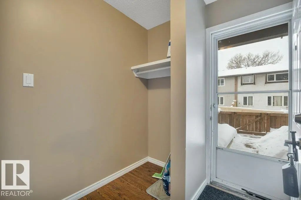 11 14215 82 Street Nw, Edmonton Property Listing: MLS® #E4468861