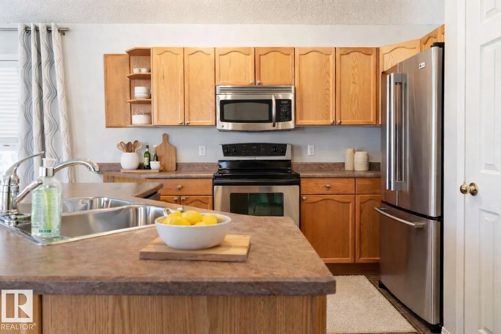 536 Leger Way, Edmonton Property Listing: MLS® #E4468552