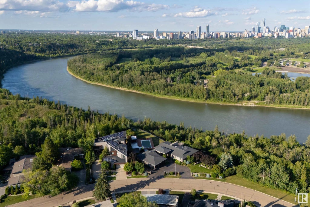 13758 Valleyview Drive Nw, Edmonton Property Listing: MLS® #E4450707