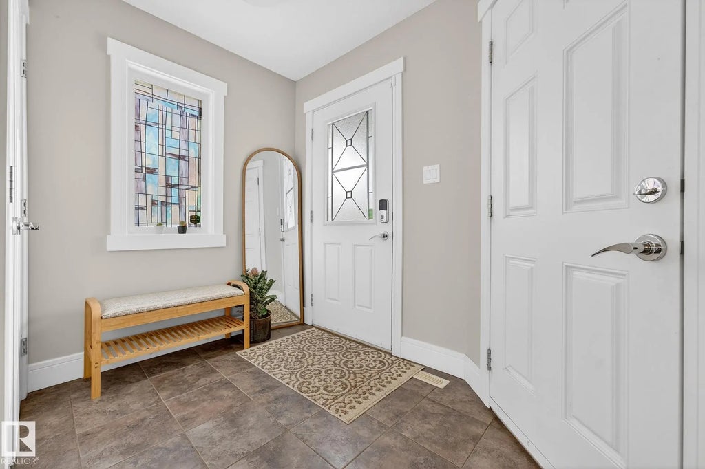 17604 8 Avenue Sw, Edmonton Property Listing: MLS® #E4468619