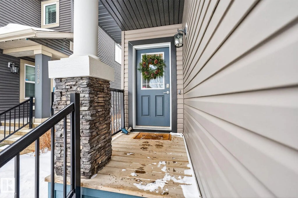 1212 Cy Becker Road Nw, Edmonton Property Listing: MLS® #E4469616