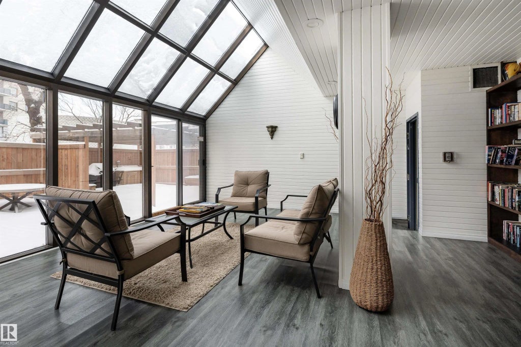 702 8340 Jasper Avenue Nw, Edmonton Property Listing: MLS® #E4469028